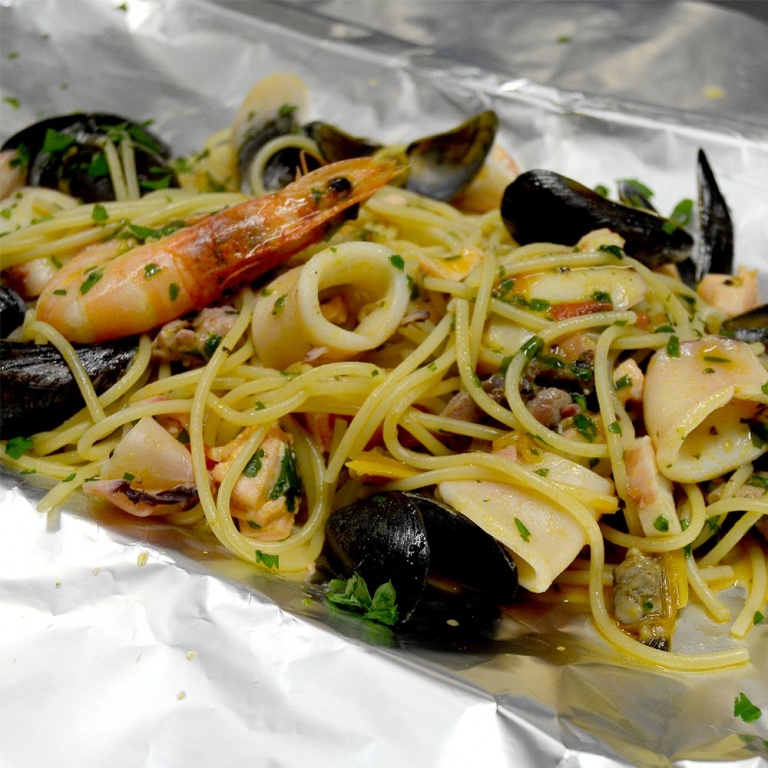 401 Spaghetti al Cartoccio – Pizza La Strada